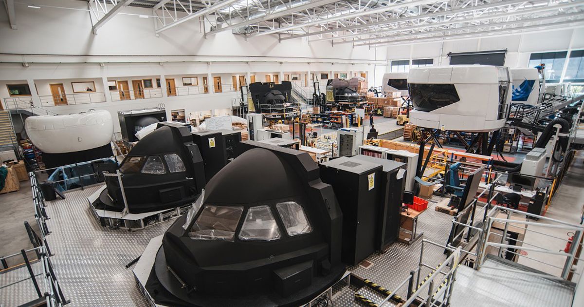 World Class Pilot Training Systems & Software | Acron Aviation