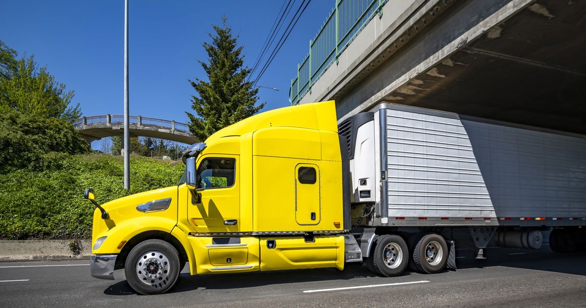 How to Create Customized Transportation Safety Training | Acron Aviation
